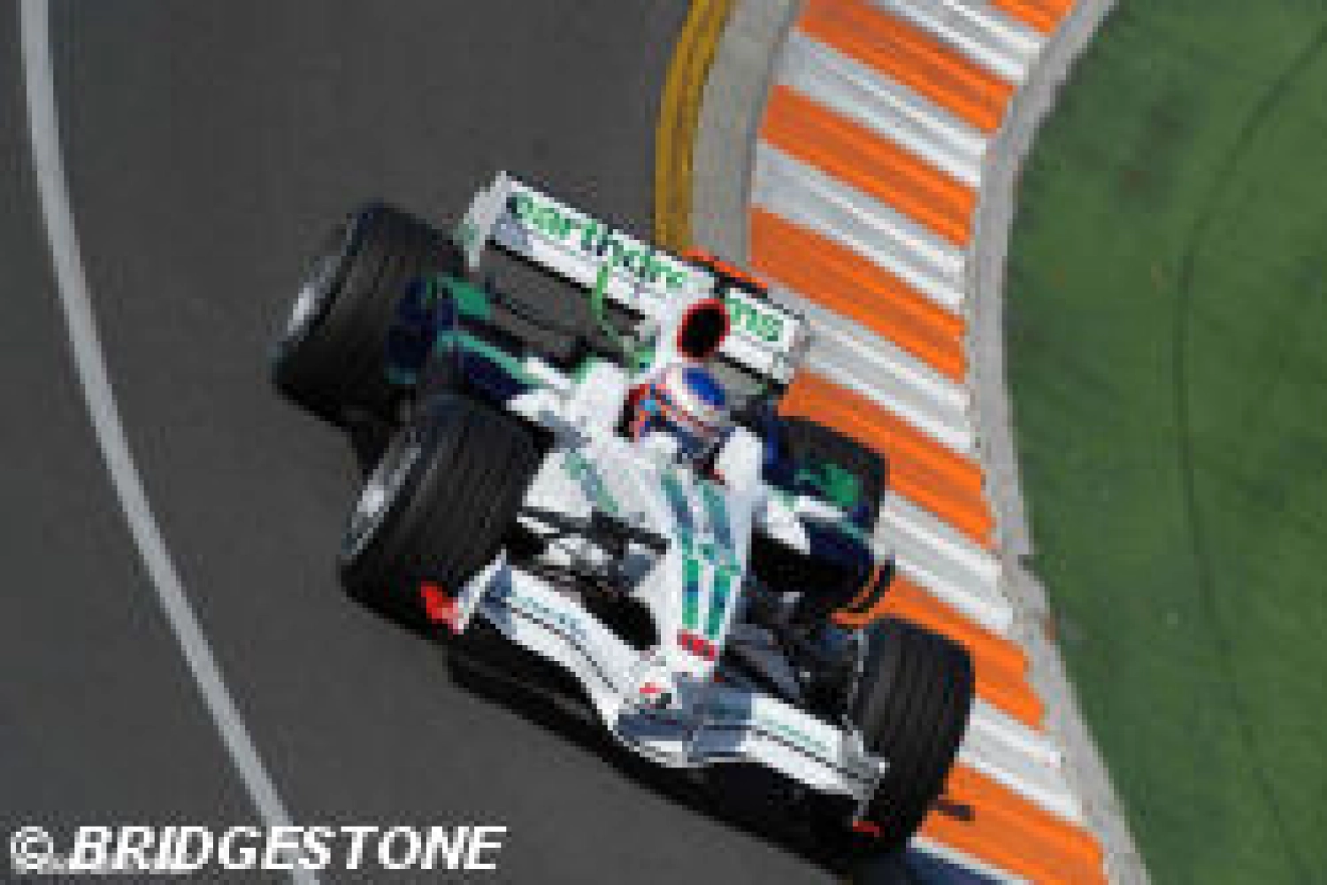 Honda Report - Button in the points, Barrichello out - Motorsinside English