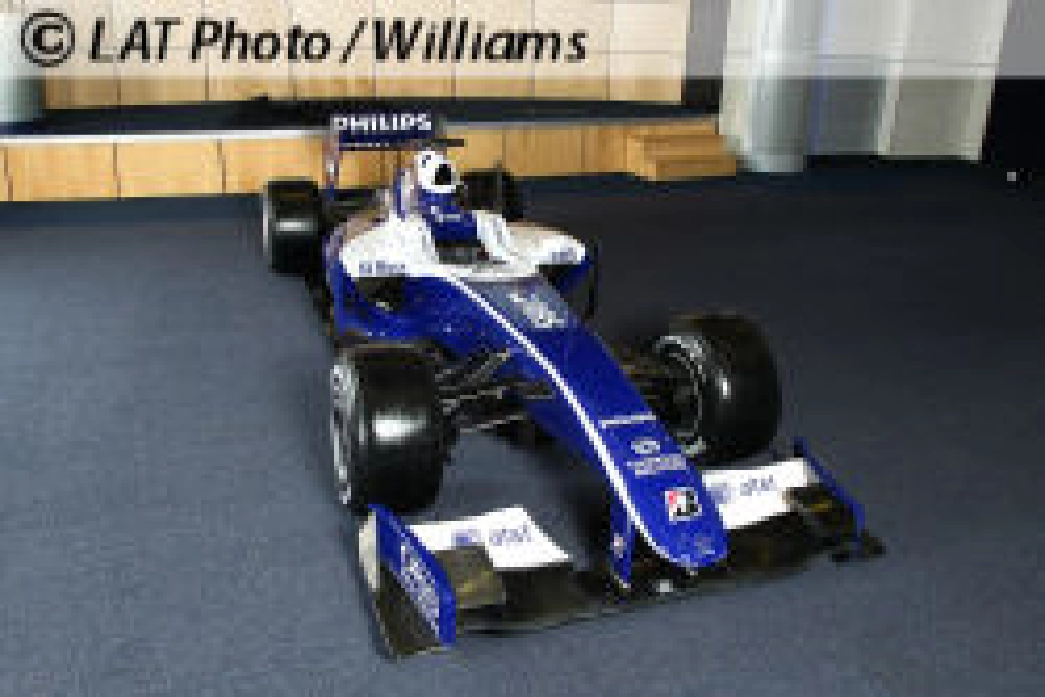 Williams unveils the final version of its FW31 - Motorsinside English
