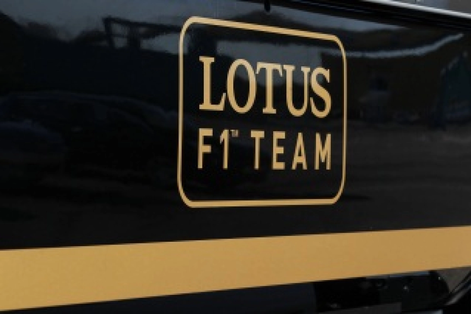 The Lotus E20 started for the first time - Motorsinside English