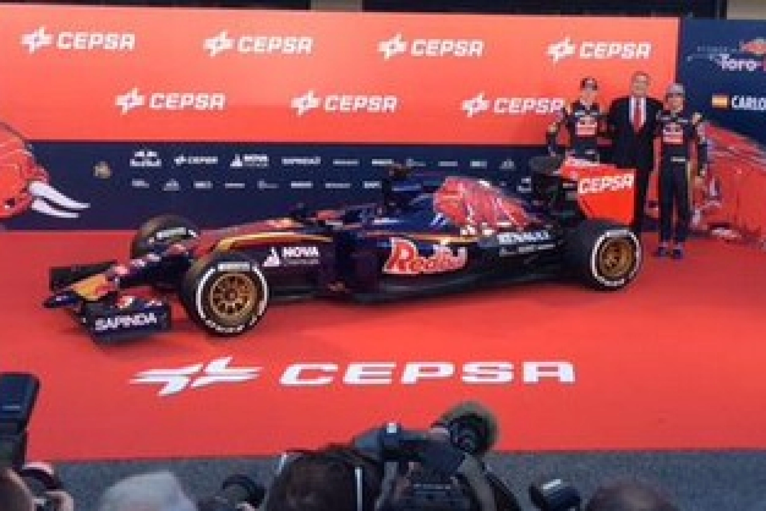 Toro Rosso launches the new STR10 in Jerez - Motorsinside English