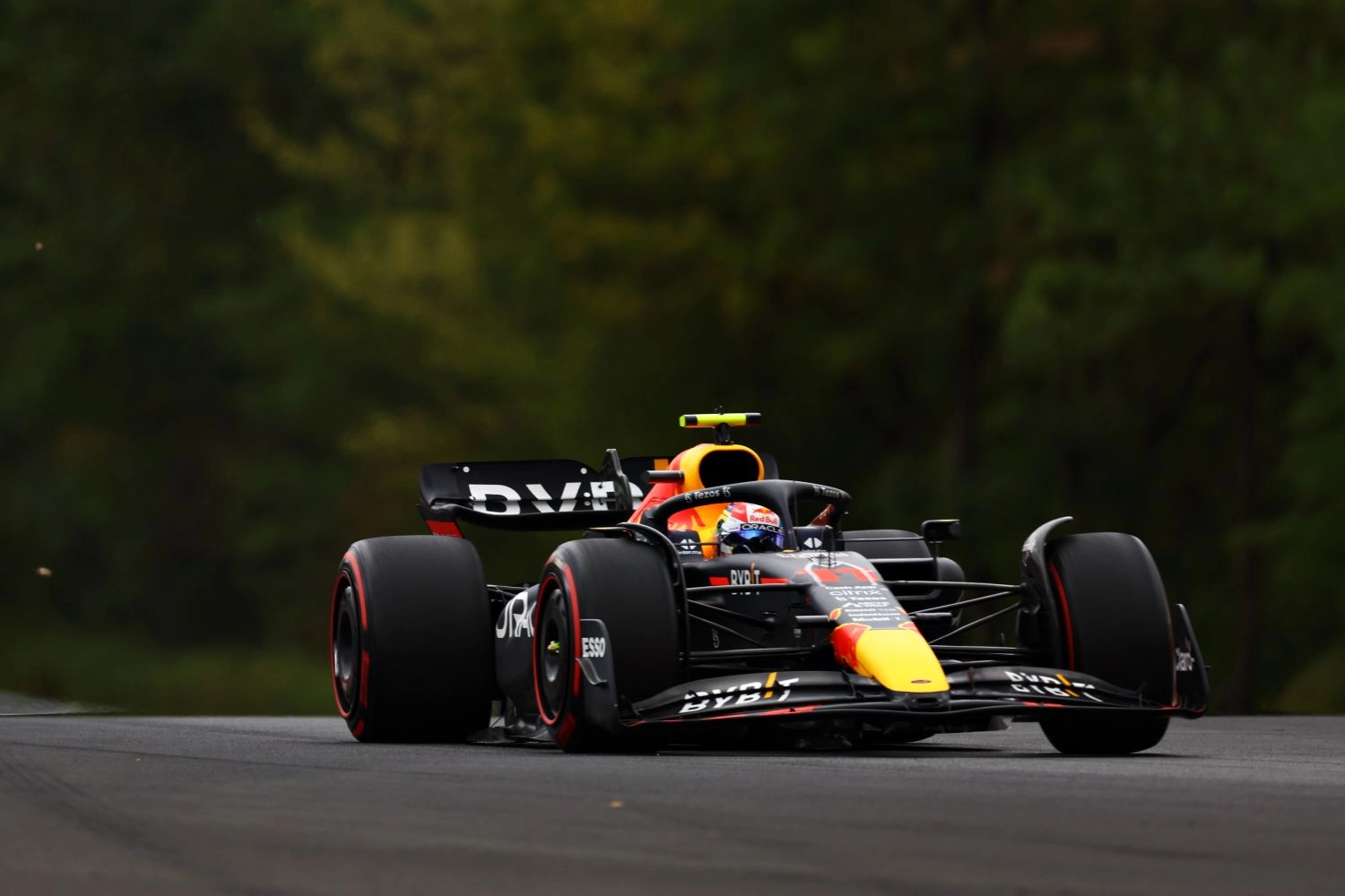 The flat funds are stiffened in Spa to avoid bouncing - Motorsinside English