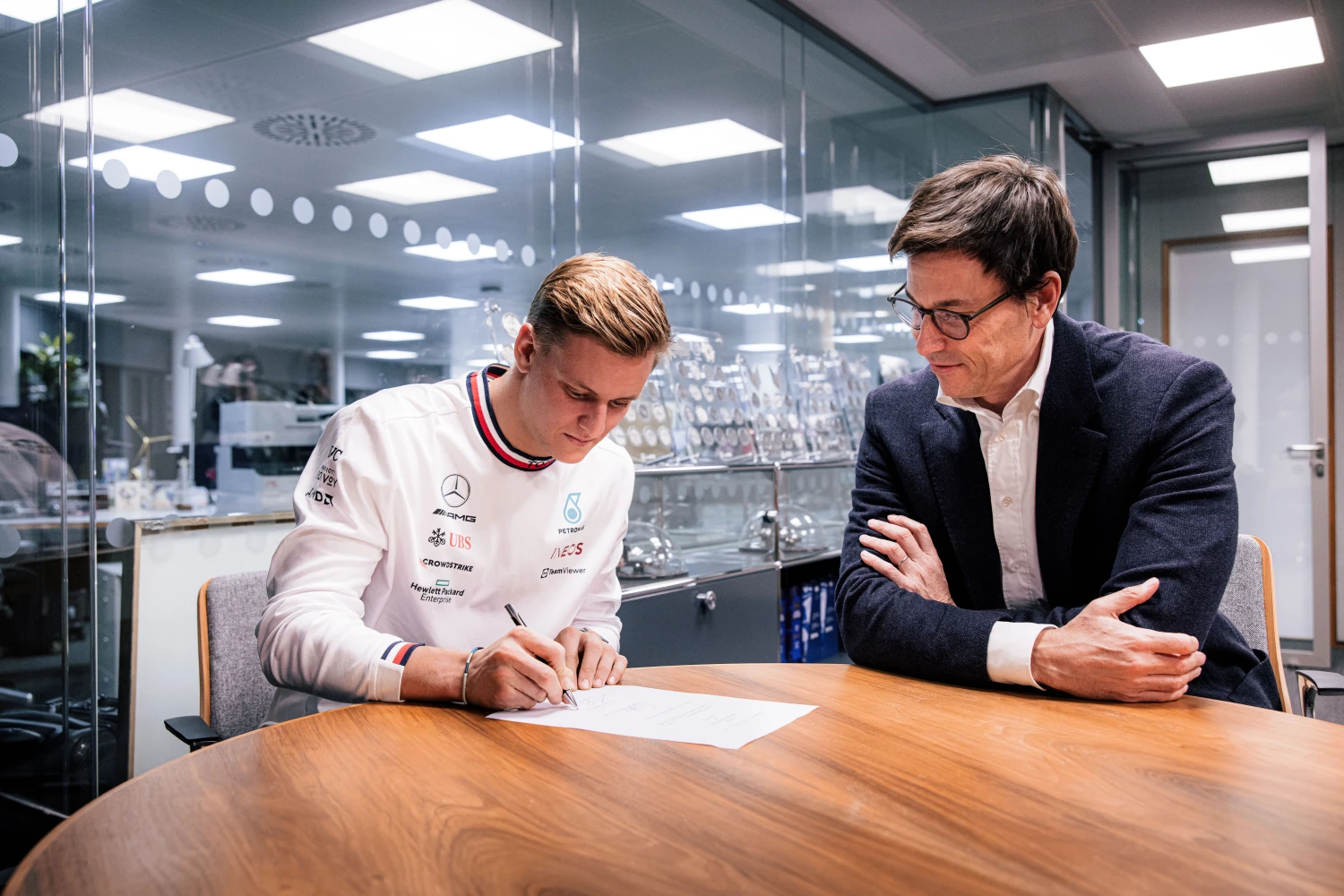 Mick Schumacher to be Mercedes reserve driver in 2023 - Motorsinside ...