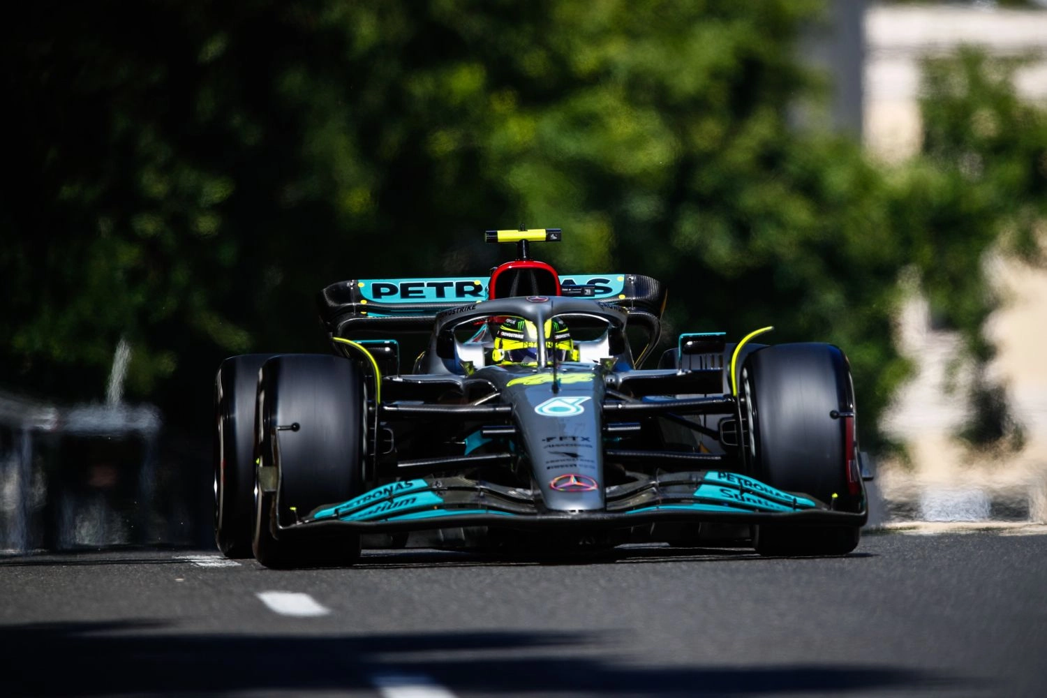 Mercedes announces a paint manufacturer as a new sponsor in F1 ...