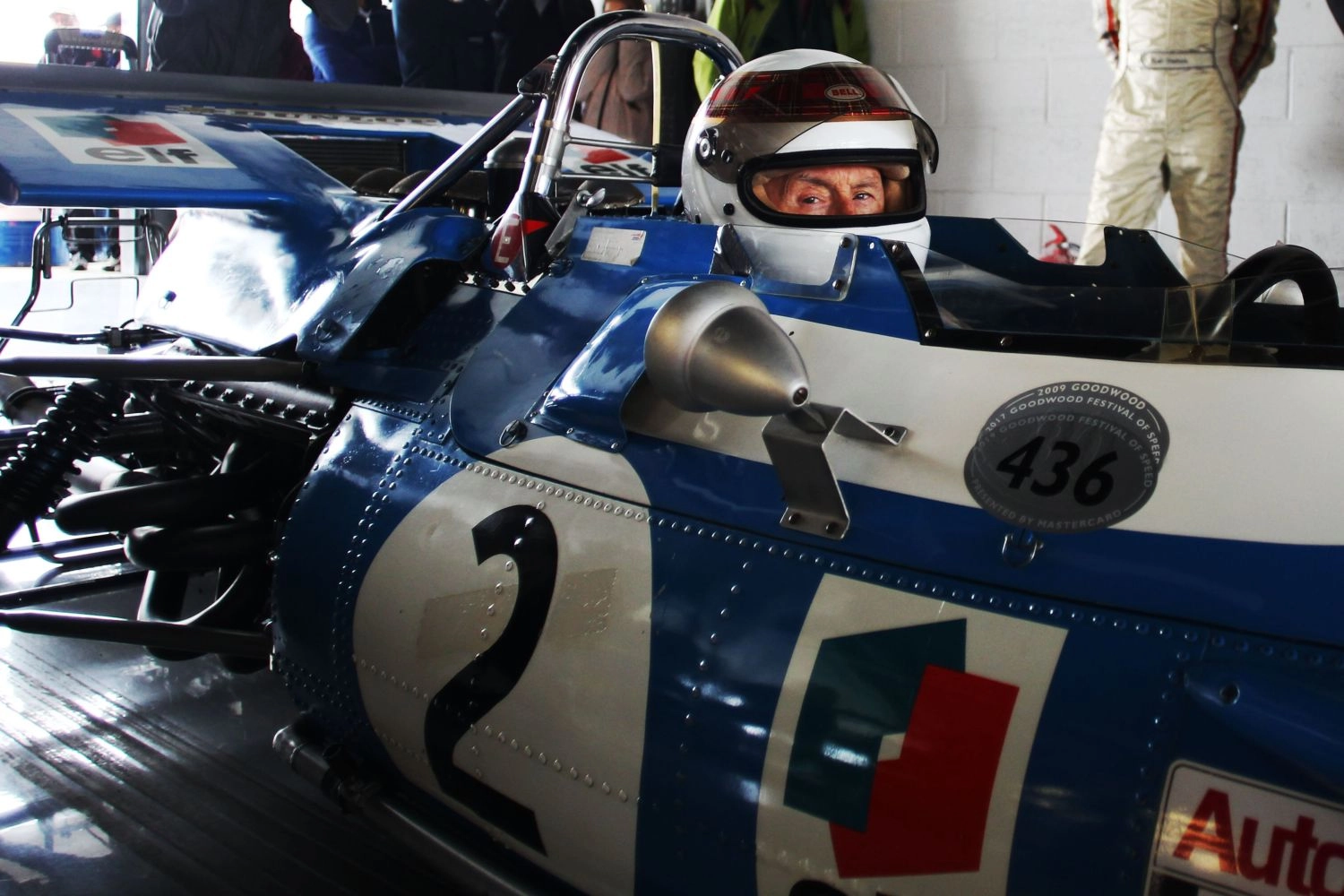 Jackie Stewart, blocked in Miami by security guards, puts it into ...