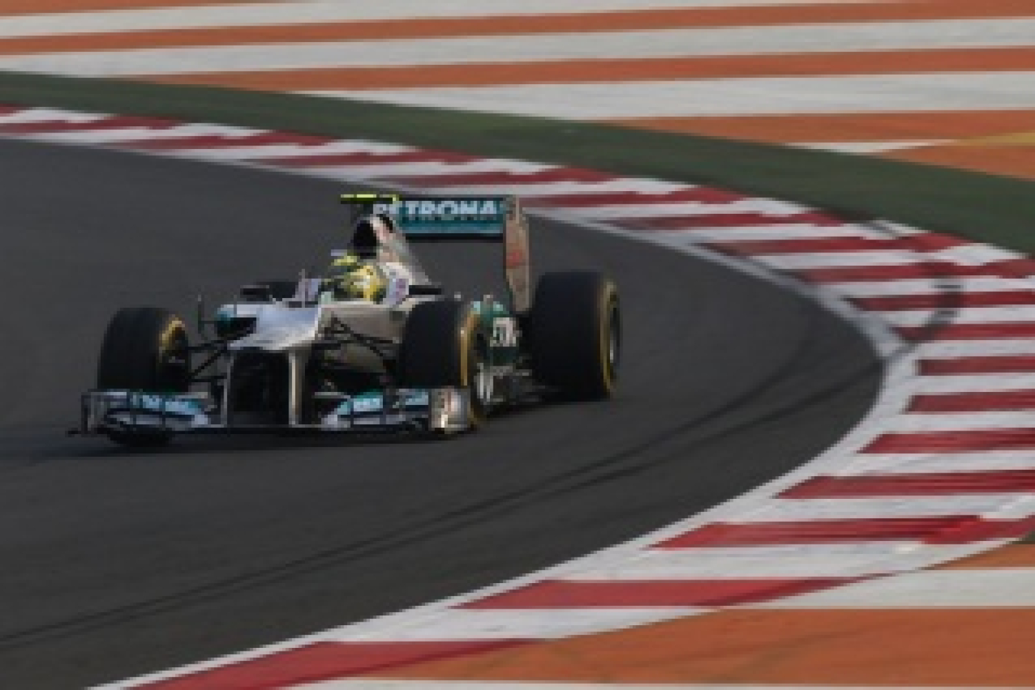 Saturday: Mercedes drivers will have to fight tomorrow - News F1