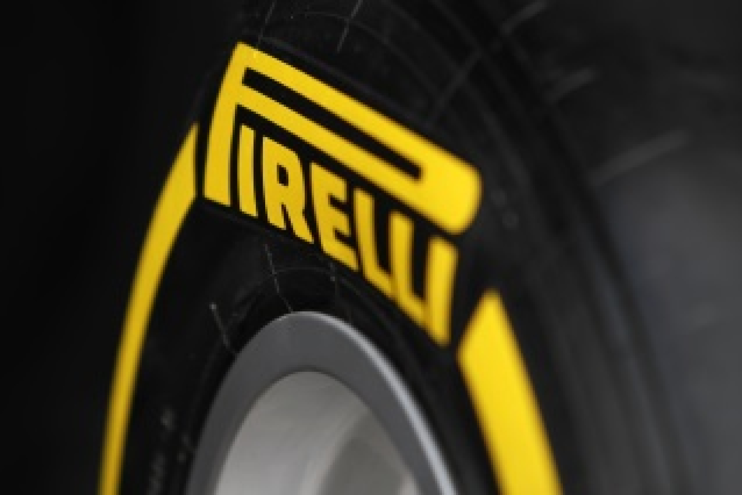 Pirelli facing its image - Magazine