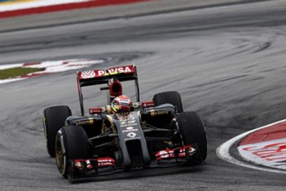 Friday: Maldonado "a bit optimistic" during his crash at Lotus - News F1