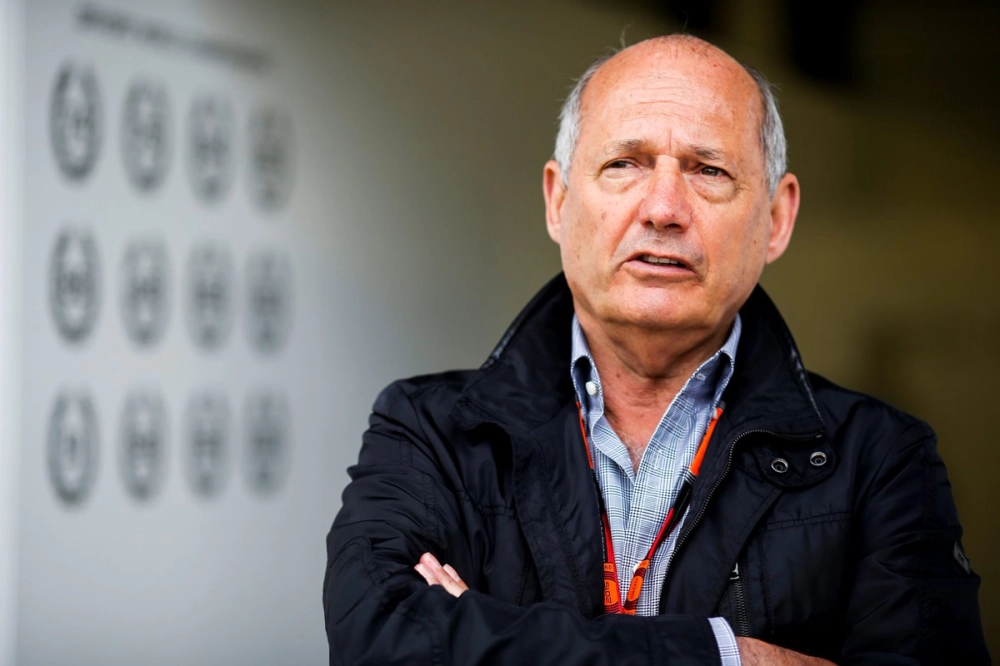 Ron Dennis steps down as Chairman of the McLaren Group - News F1