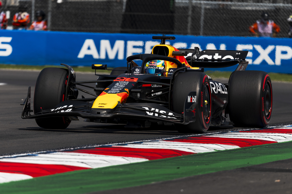 Le rookie Arvid Lindblad et Red Bull reçoivent un avertissement après ...